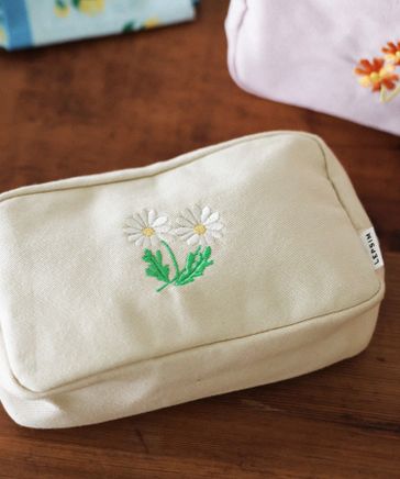 【アデリアレトロ】スクエアポーチ | [公式]レプシィム （LEPSIM）通販